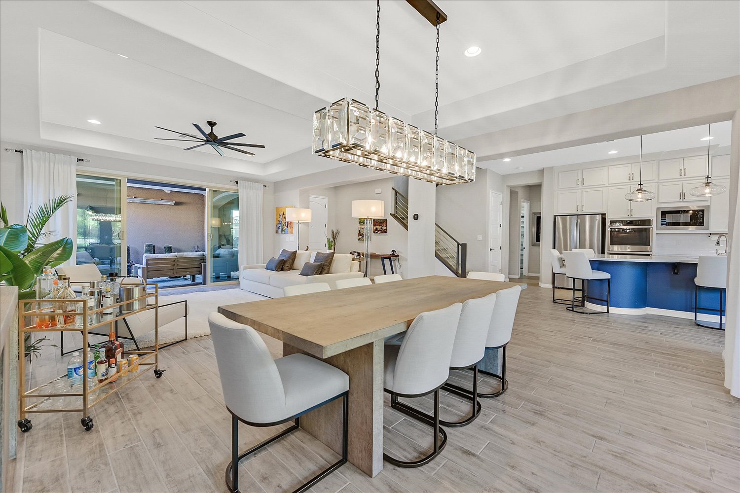 Dining Room Lighting Ideas for Luxury Homes | Chandelier & Design Guide ...